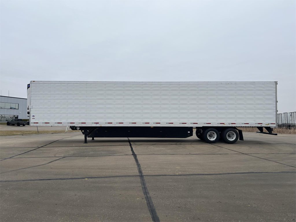 2024 UTILITY 3000R REEFER WITH FLAT FLOORS - Craftsmen Utility Trailer