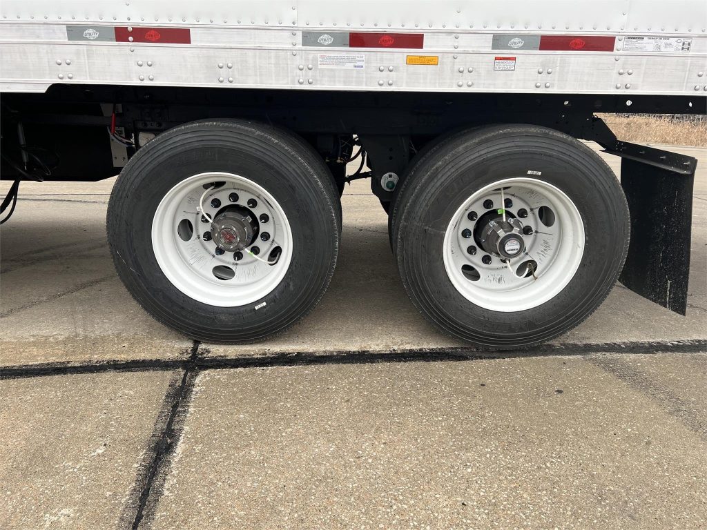 2024 UTILITY 3000R REEFER WITH FLAT FLOORS - Craftsmen Utility Trailer