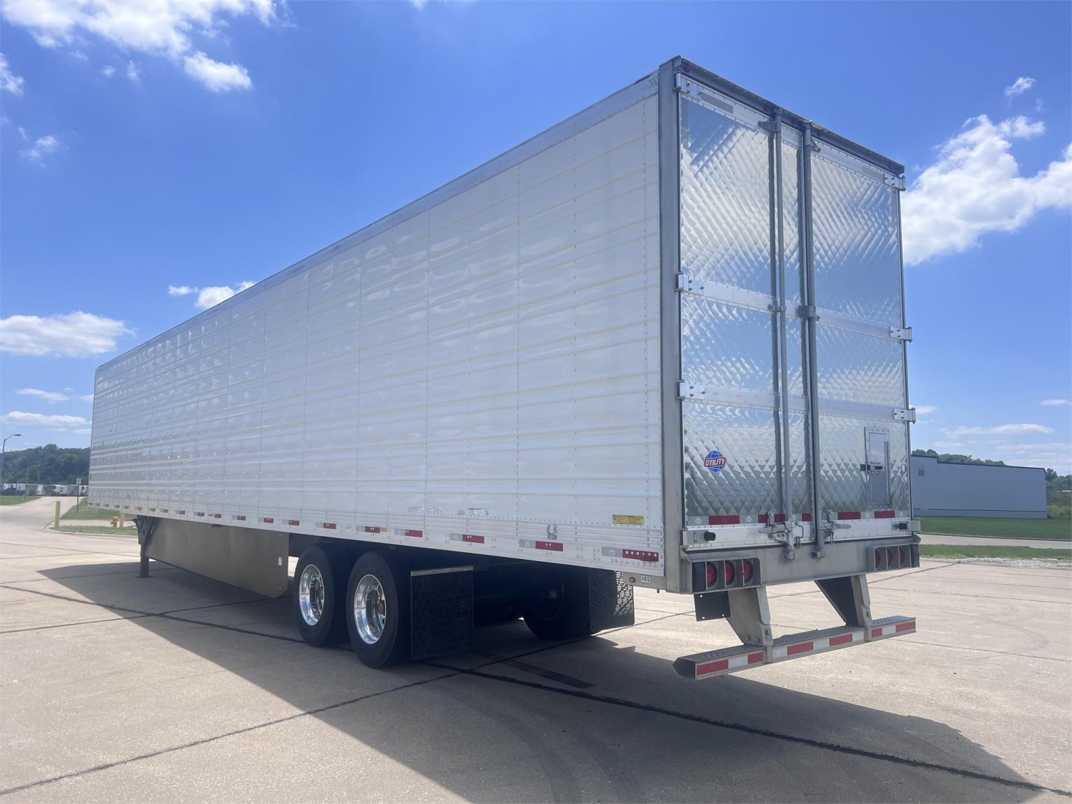 2025 UTILITY 3000R REEFER TRAILER - Craftsmen Utility Trailer